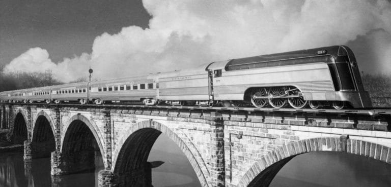 We present, the beautiful, gorgeous & stunning… Streamliner Art Deco ...