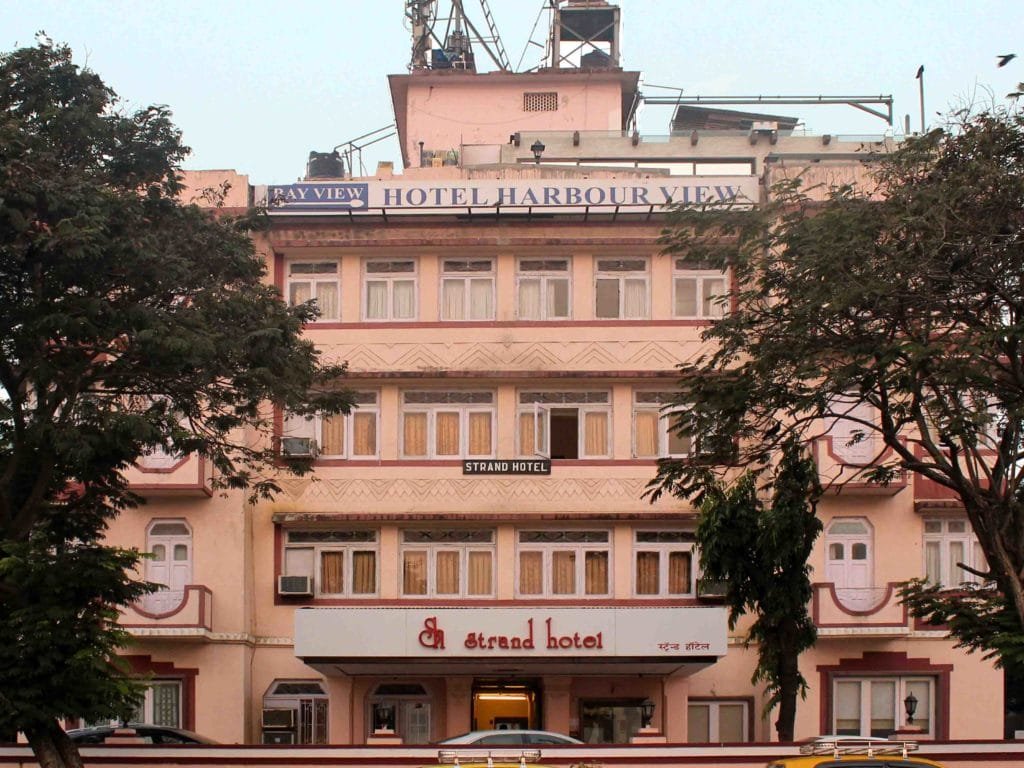 Strand Hotel - Art Deco